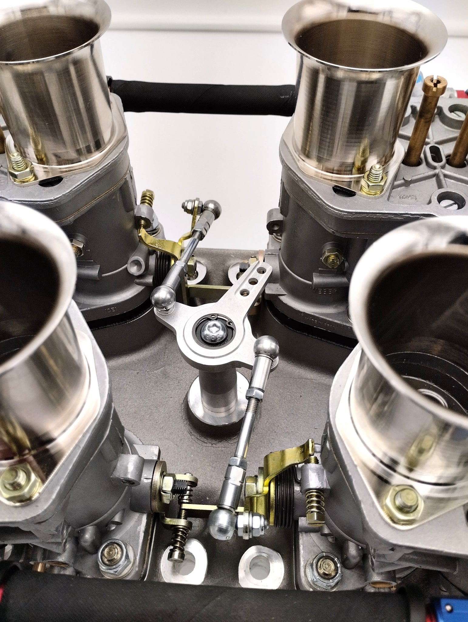 Kit Conversion Weber 4 x 48 IDF Ford V8 289 / 302 Small Block | PAFCLASSIC®